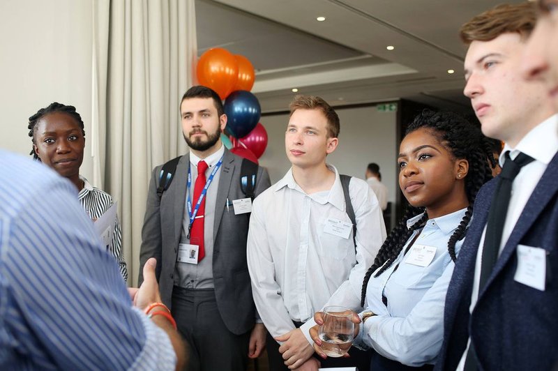 An ultimate guide to Tech grad schemes | Bright Network